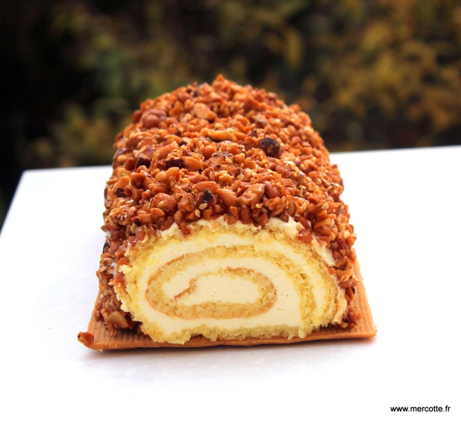 Bûche Roulée 2018 : Biscuit Viennois et Ganache Yuzu. Simple et très ...