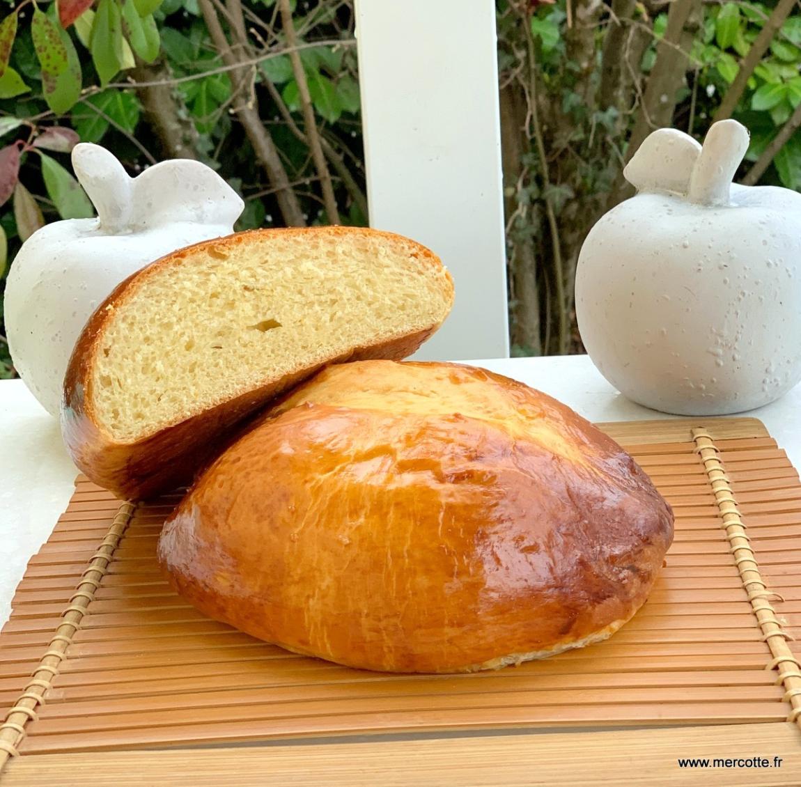La gâche vendéenne, dernière brioche de la série … – La cuisine de ...