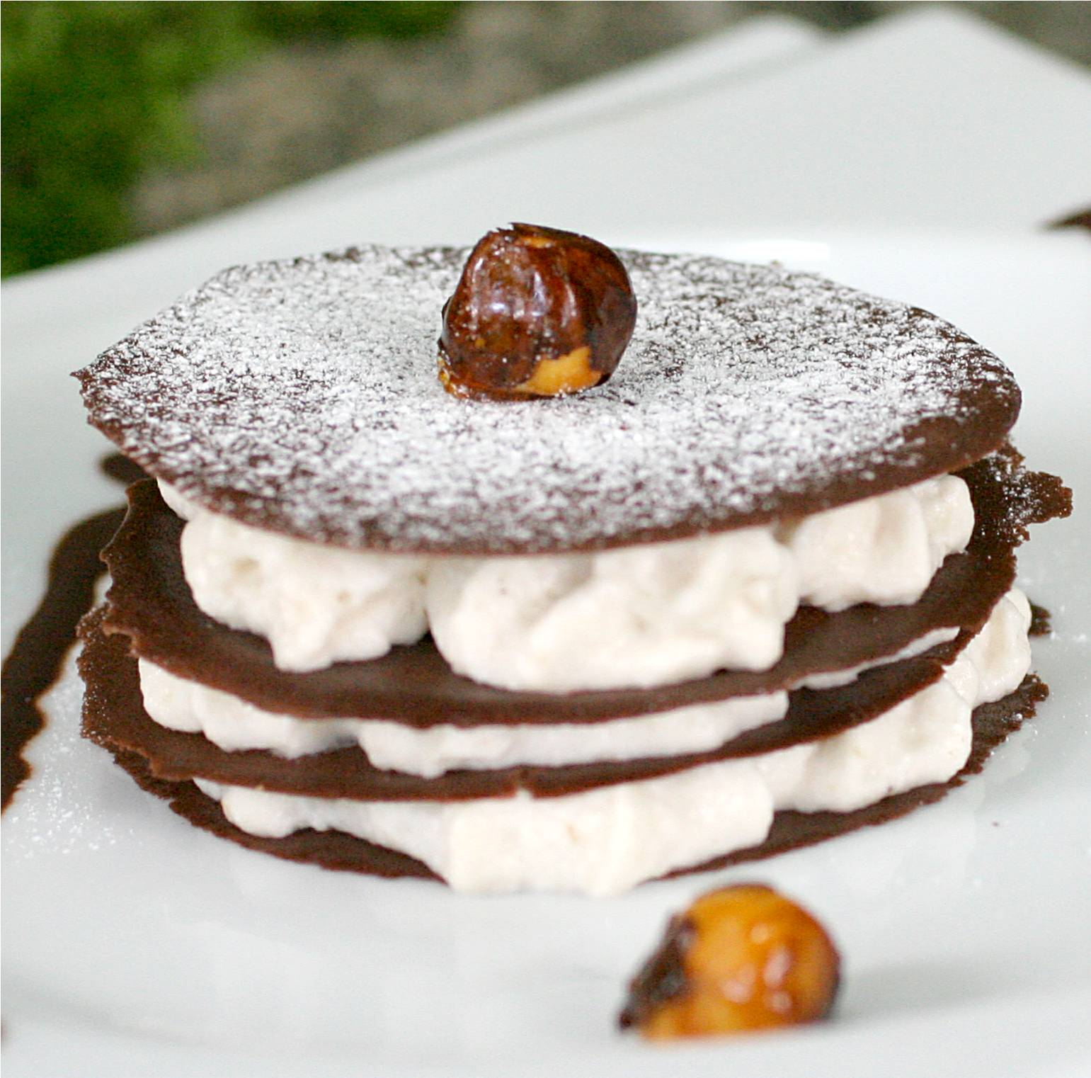 Croustillants au praliné , sauce aux arômes de café – La cuisine de ...